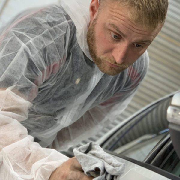 Choose a Professional Team for Motorhome Body Repair in Manchester